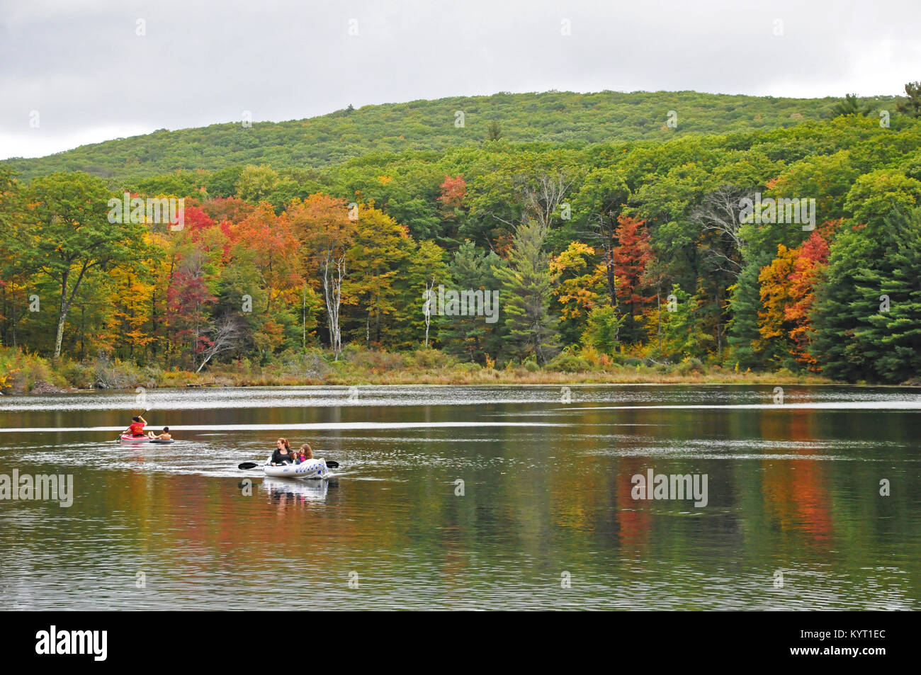 Monterey, MA. Beautiful fall colors along the pond in Beartown State ...