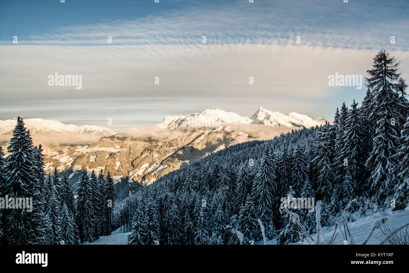 Mountai view hi-res stock photography and images - Alamy