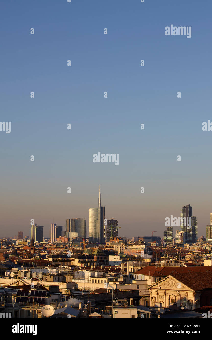Skyline of Milan with the modern skyscrapers of Porta Nuova, Italy ...
