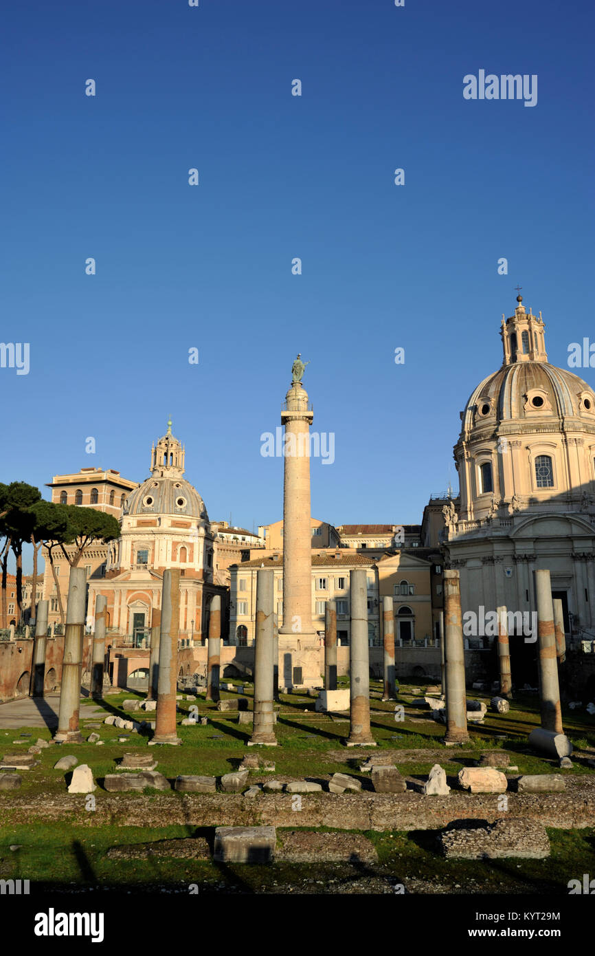Italy, Rome, Trajan's Forum, Basilica Ulpia and Trajan's column Stock ...