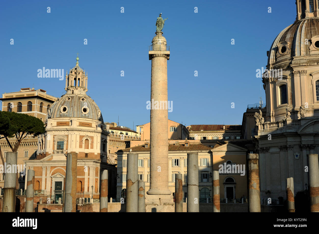 Italy, Rome, Trajan's Forum, Basilica Ulpia and Trajan's column Stock ...