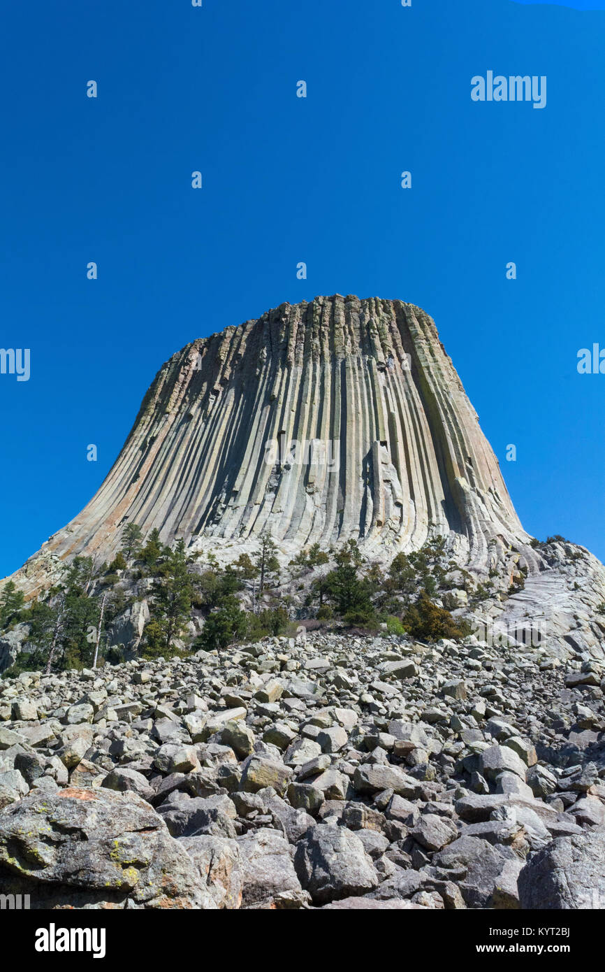 Grooved columns hi-res stock photography and images - Alamy