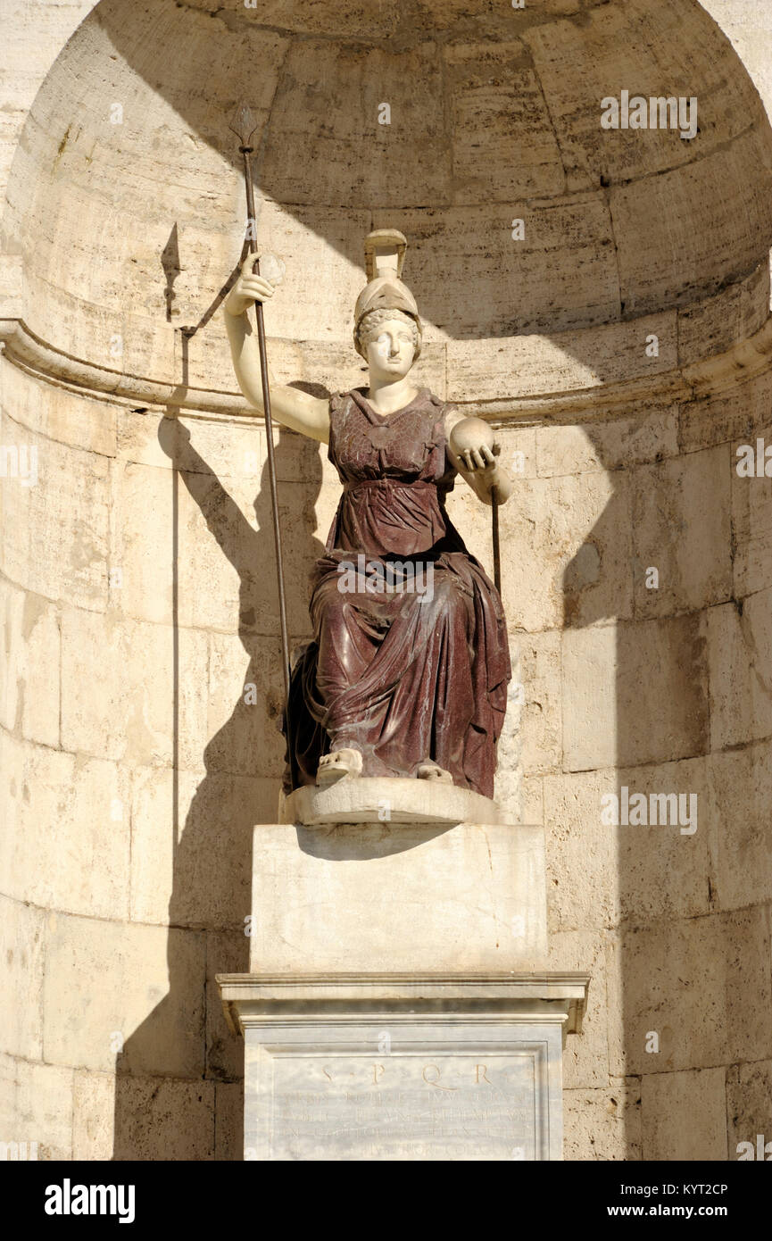 Roman goddess minerva statue hi-res stock photography and images - Alamy