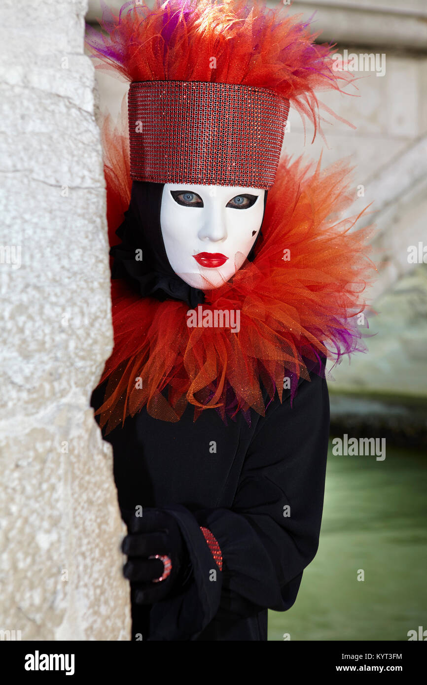 Venetian mask woman hi-res stock photography and images - Alamy
