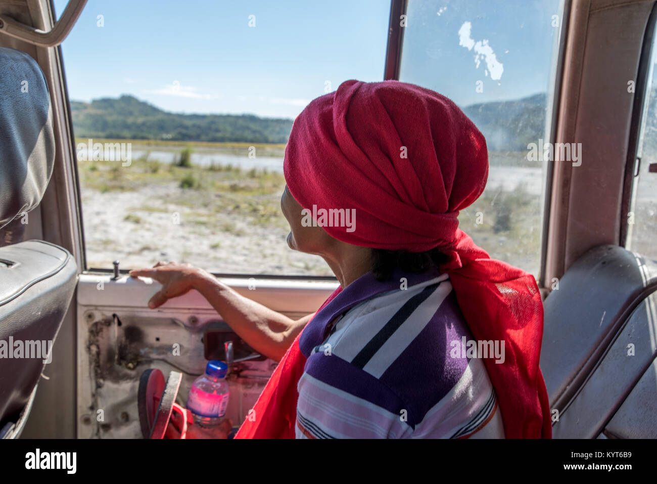 Jan 14,2018 Native Philippines Aeta women looking field , Philippines ...