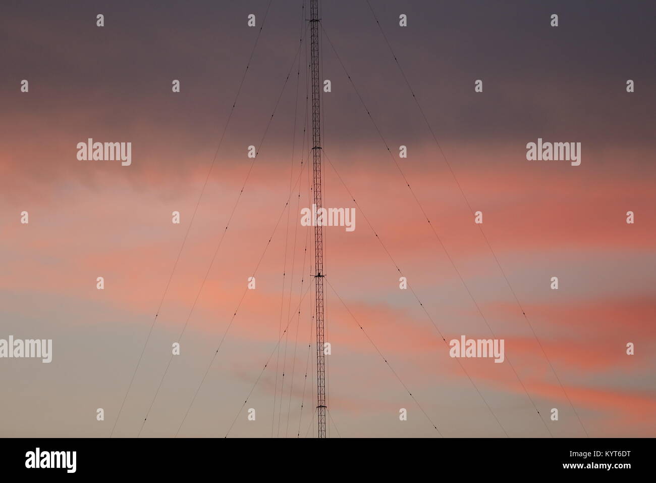 Sky antenna hi-res stock photography and images - Alamy