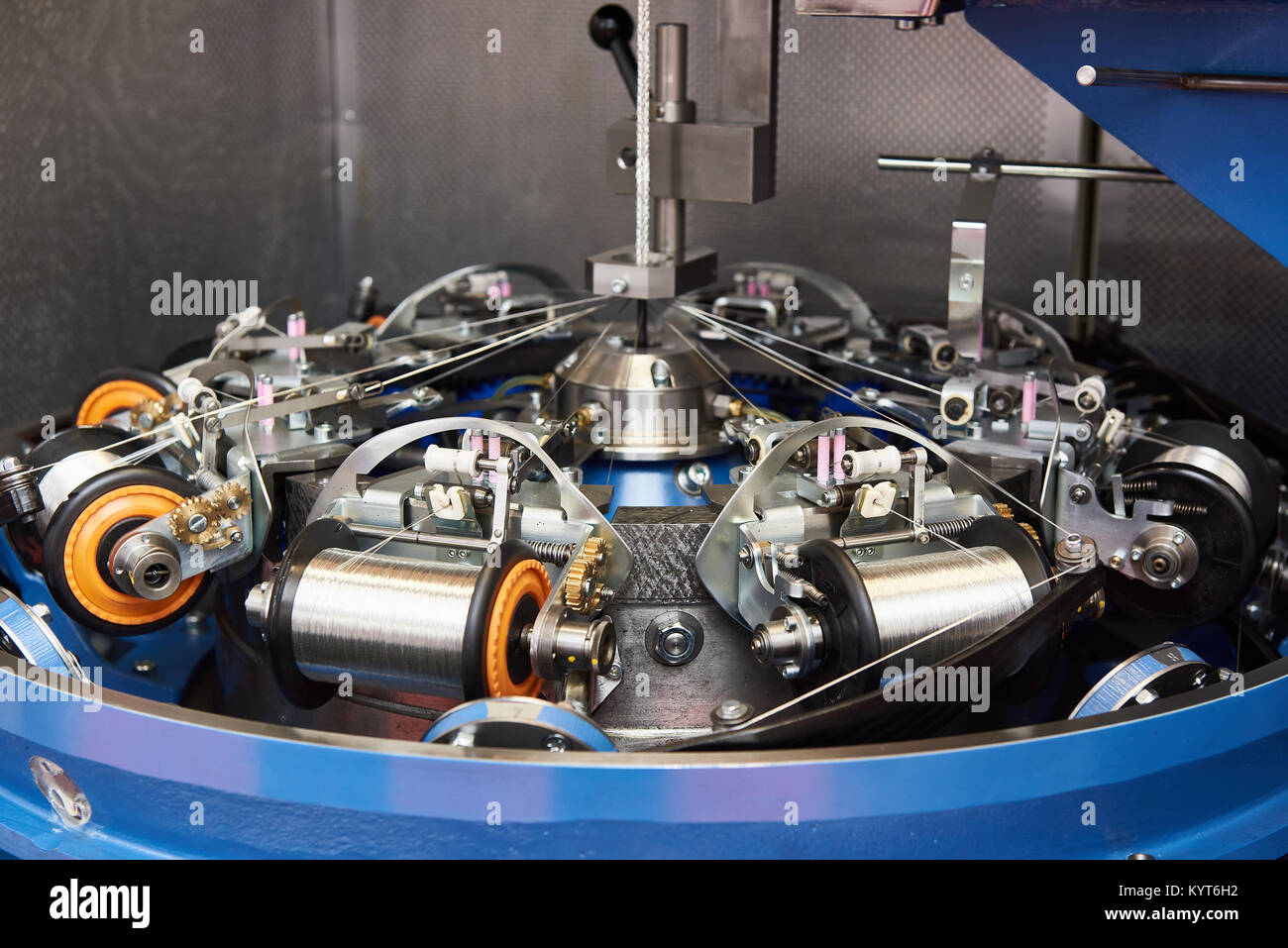 Braiding hi-res stock photography and images - Alamy