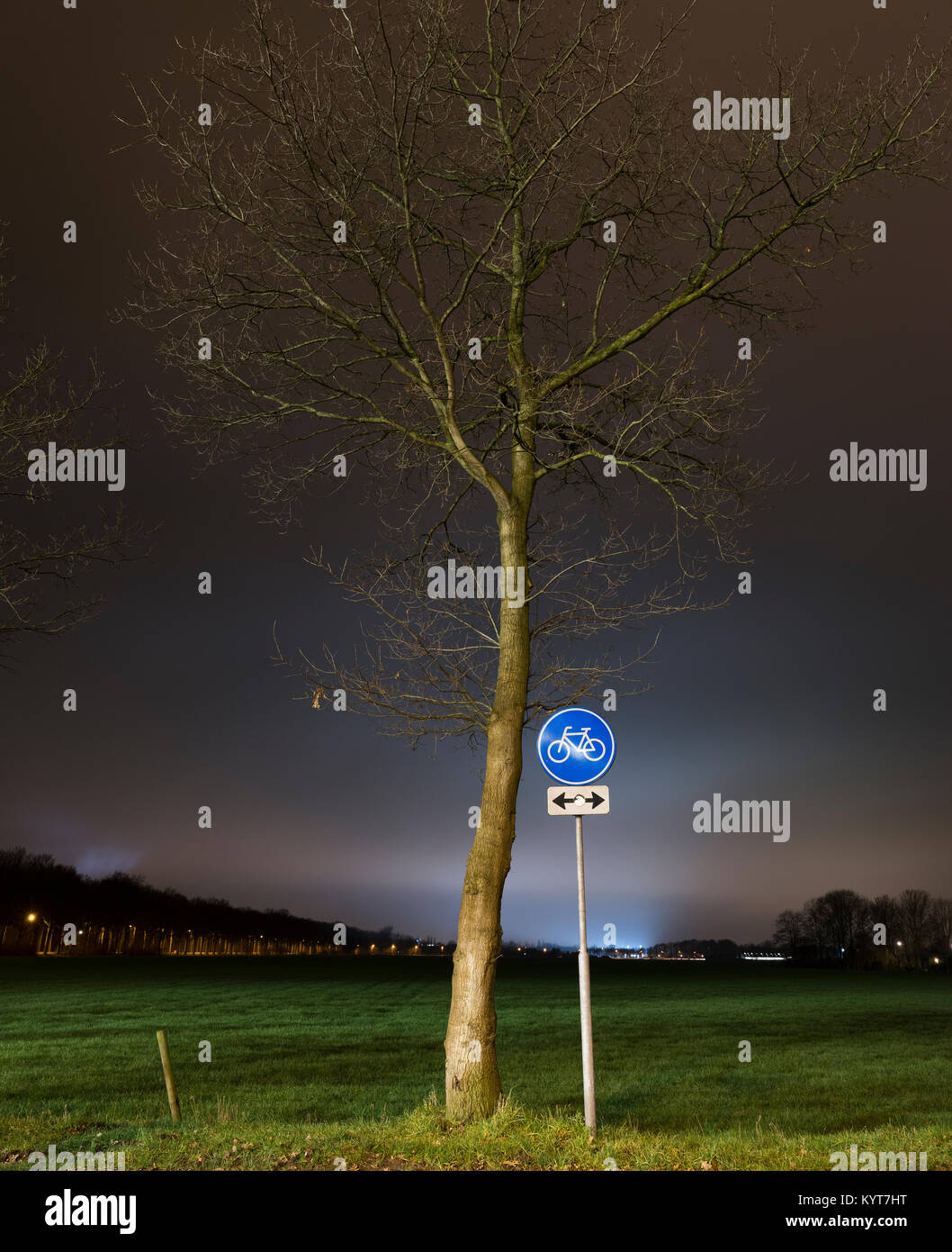 Traffic sigh hi-res stock photography and images - Alamy