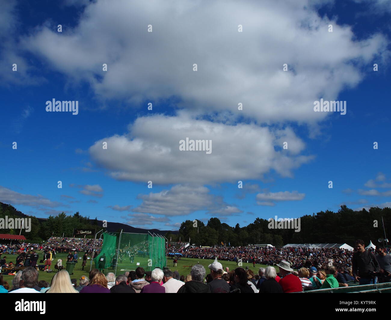 Braemar highland games hammer hi-res stock photography and images - Alamy