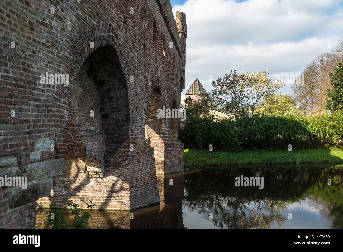 The Berkelpoort is a medieval watergate over the Berkel river in ...