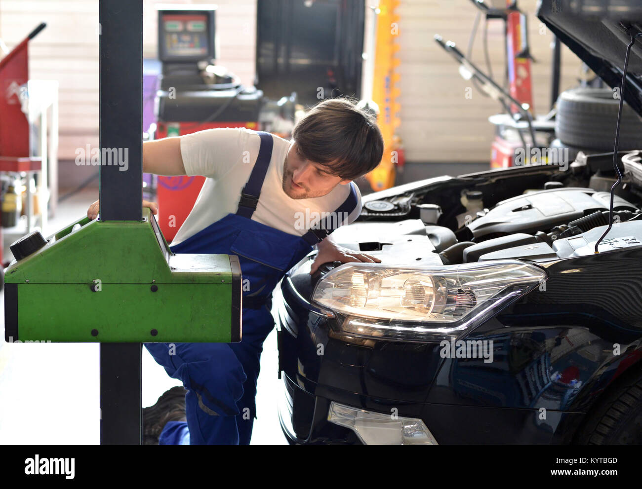 Mechanical Headlights High Resolution Stock Photography and Images - Alamy