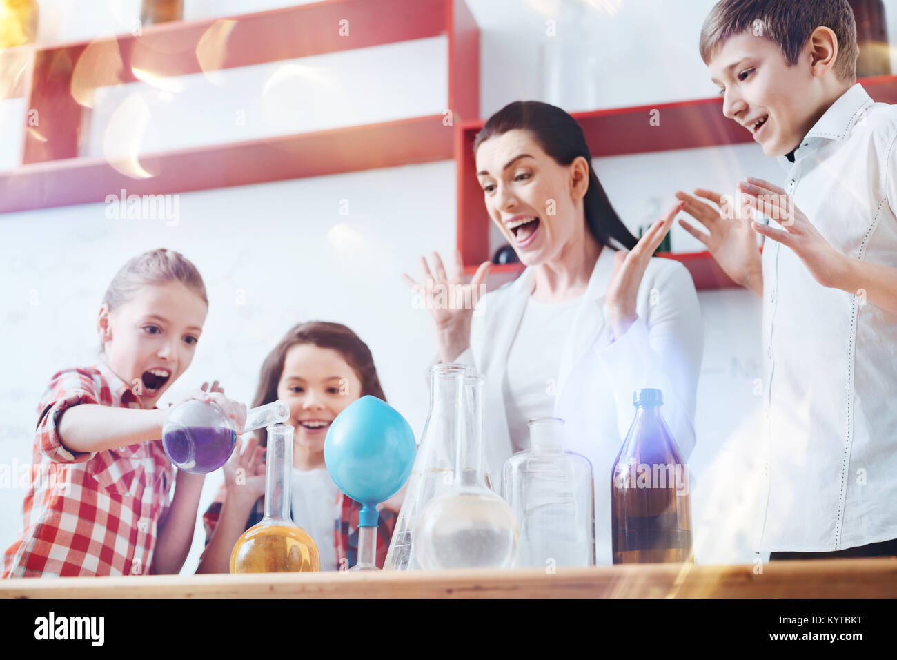 Practical experiments hi-res stock photography and images - Alamy