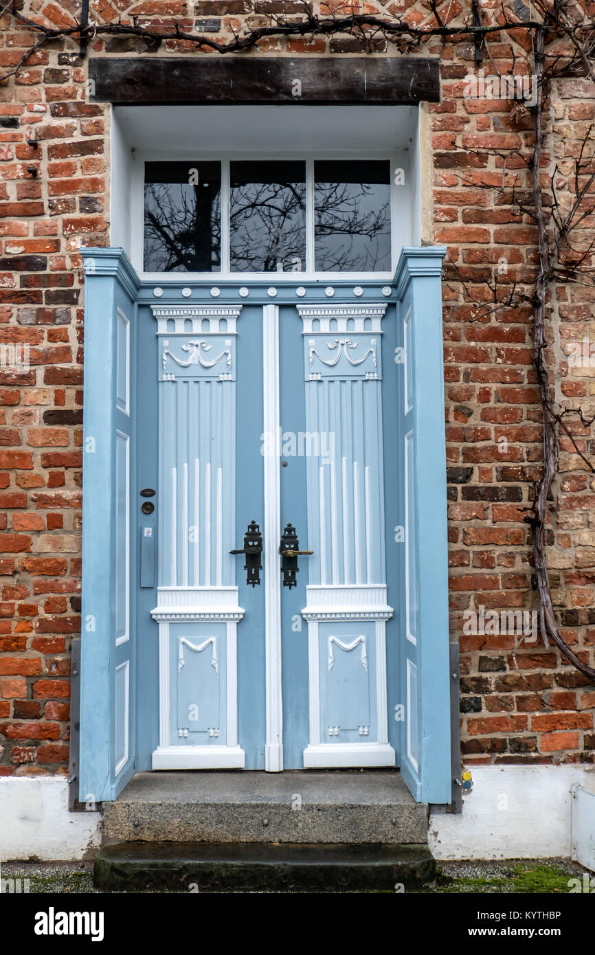 Old german door hi-res stock photography and images - Alamy