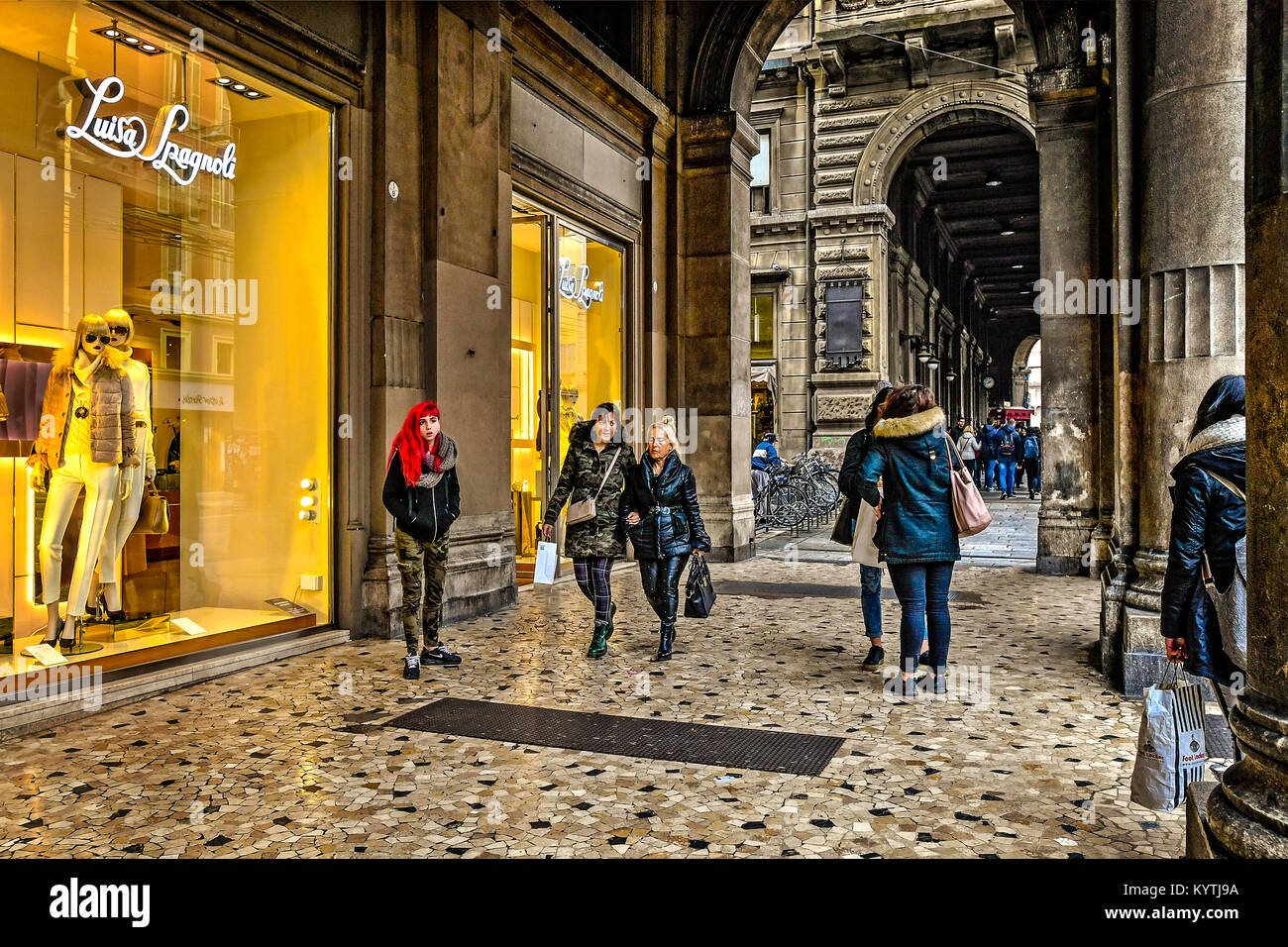 Italy Emilia Romagna Bologna Via Rizzoli Arcades Stock Photo - Alamy