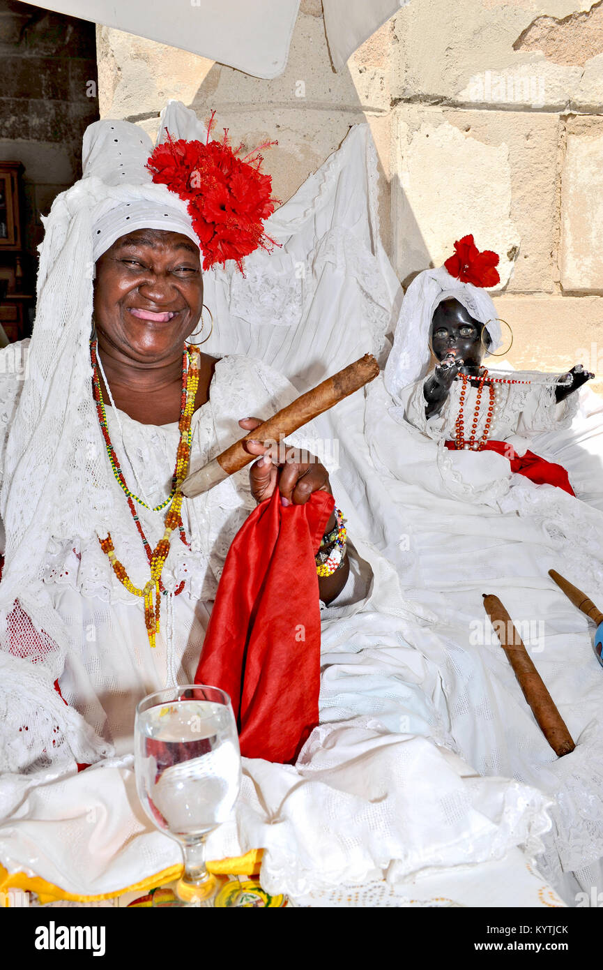 Santeria woman hi-res stock photography and images - Alamy