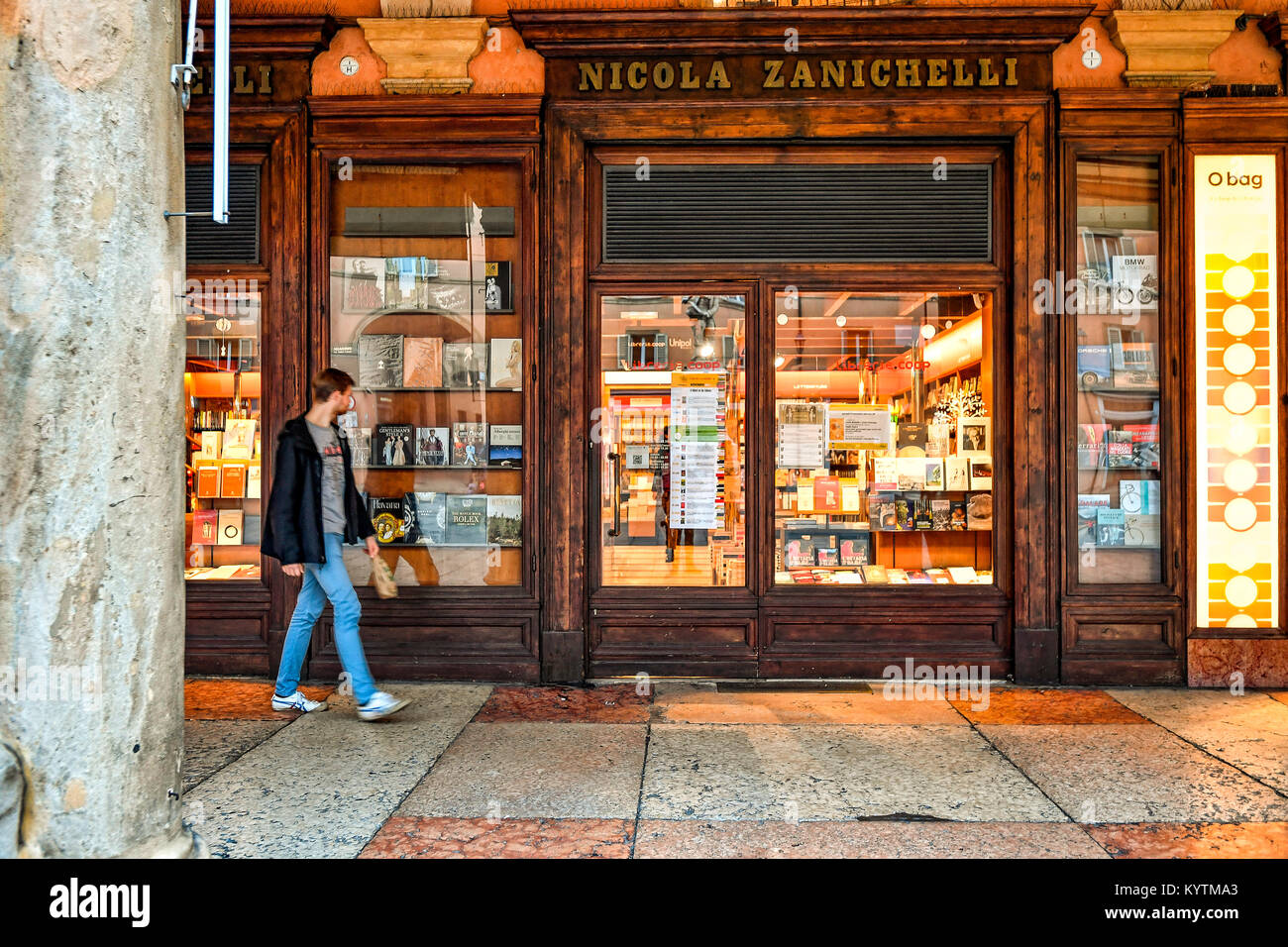 Libreia coop zanichelli hi-res stock photography and images - Alamy