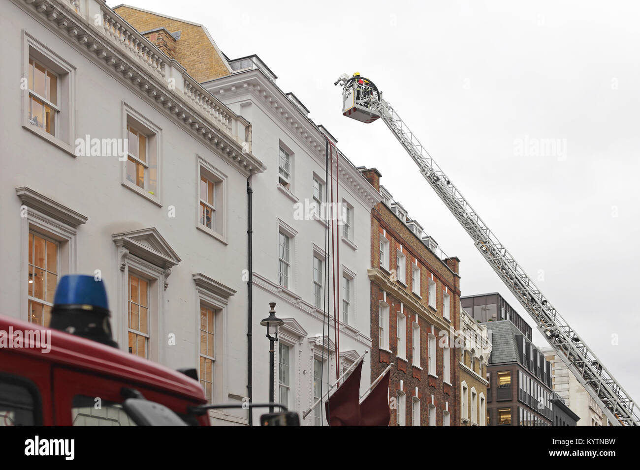 Aerial ladder platform hi-res stock photography and images - Alamy