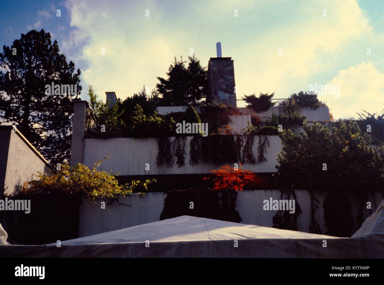 1975 architecture hi-res stock photography and images - Alamy