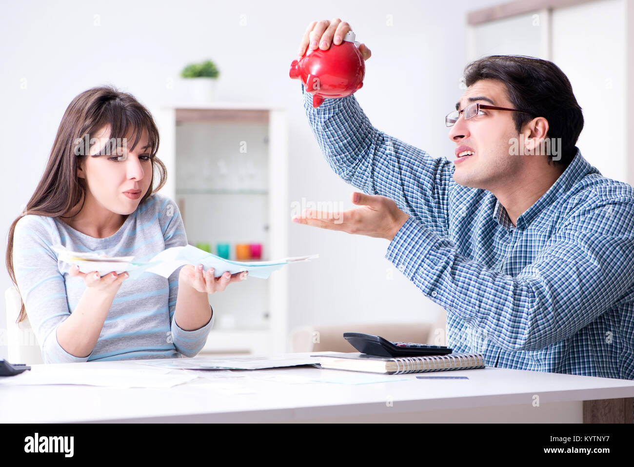 Submitting papers hi-res stock photography and images - Alamy