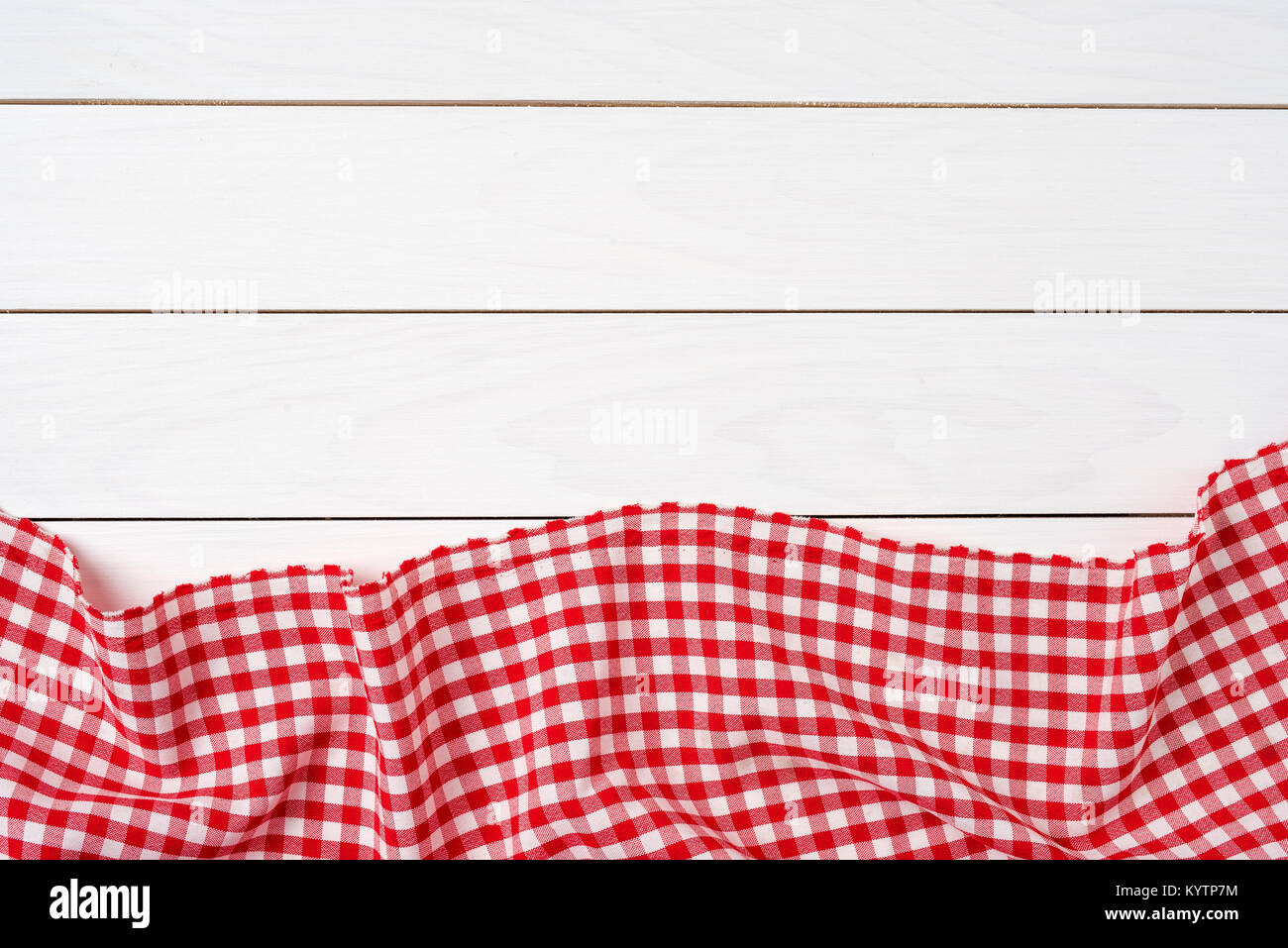 Overhead picnic table hi-res stock photography and images - Alamy