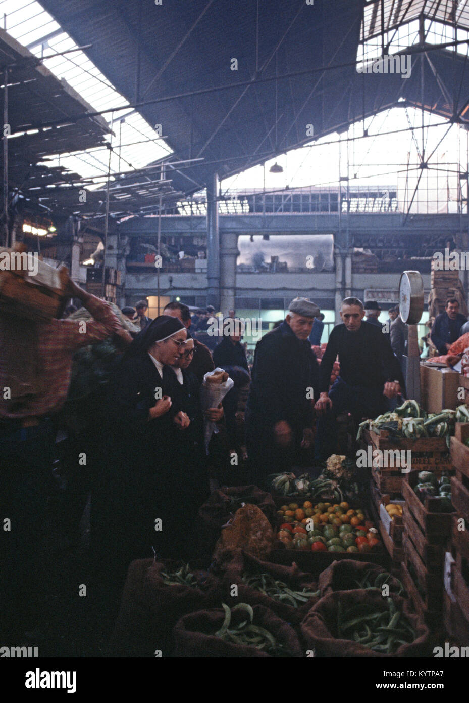 Catholic nuns at Lisbon fruit and vegetable market, Lisbon, Portugal ...