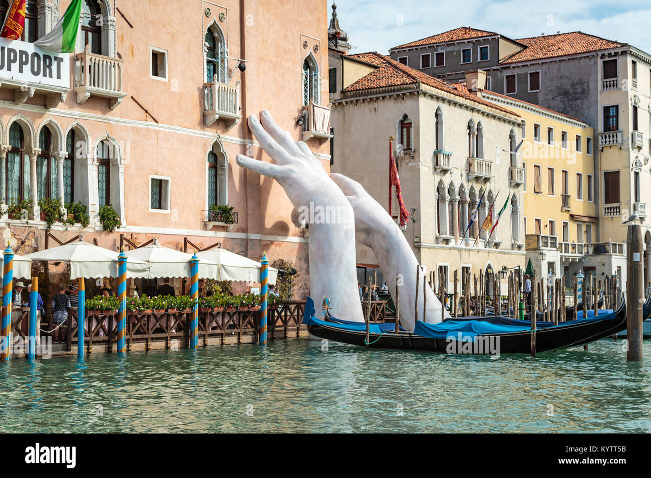 Giant Hands Sculpture Venice High Resolution Stock Photography and ...