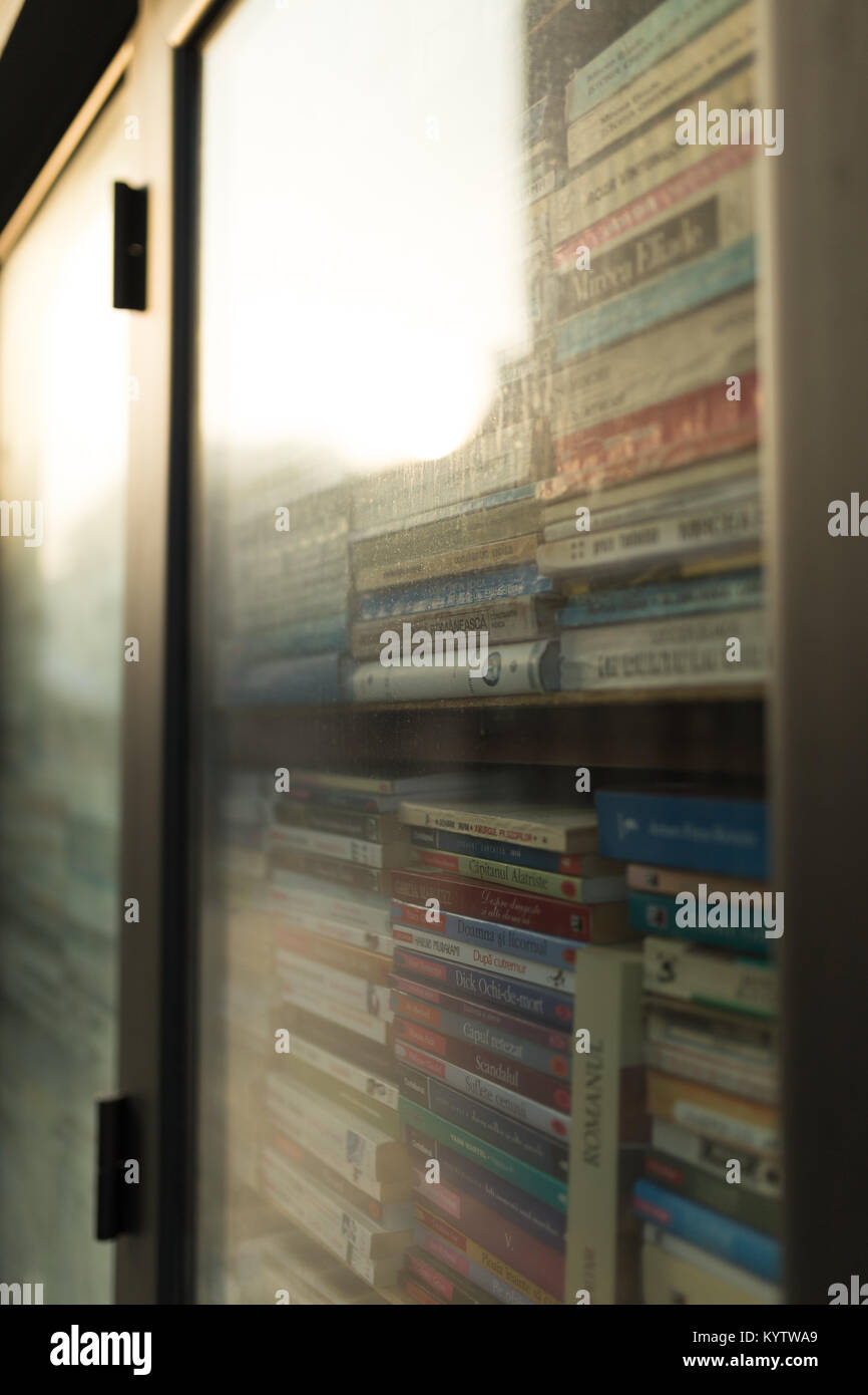 Book covers plain hi-res stock photography and images - Alamy