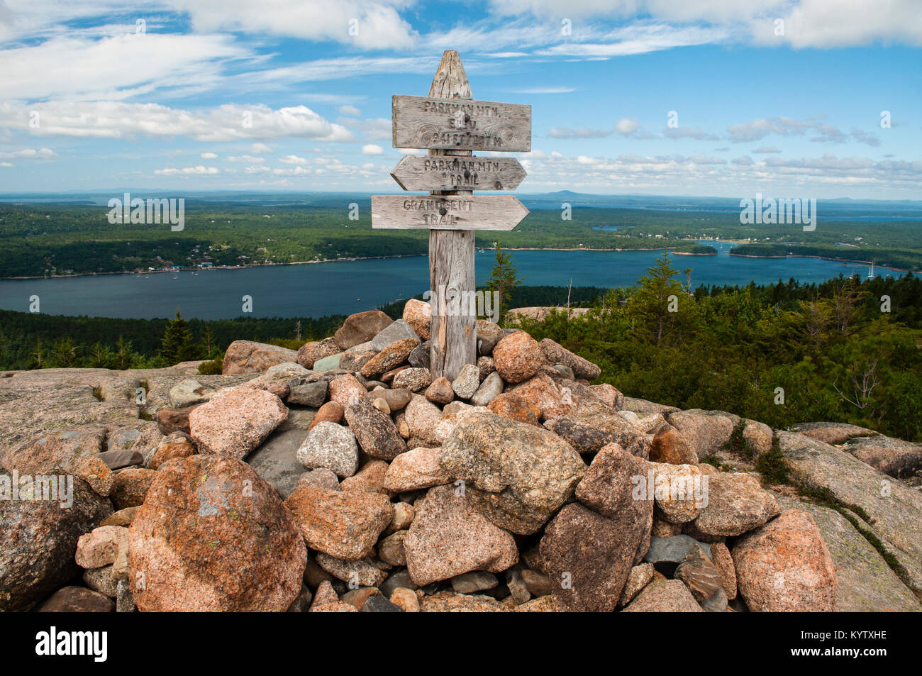 Trail Signs, Summit Of Parkman Mt, Acadia National Park, Maine With ...