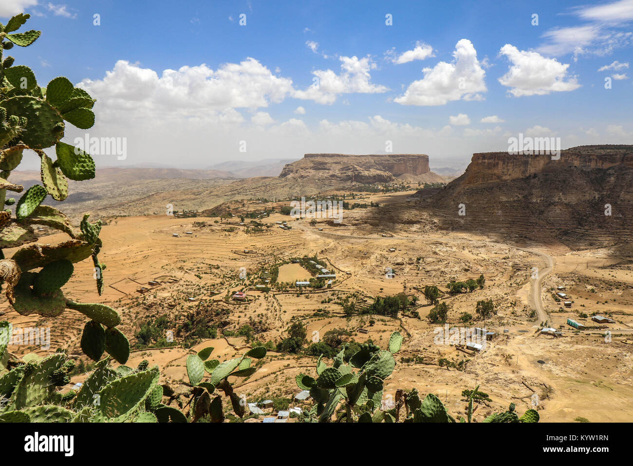 Eritrea ethiopia border hi-res stock photography and images - Alamy
