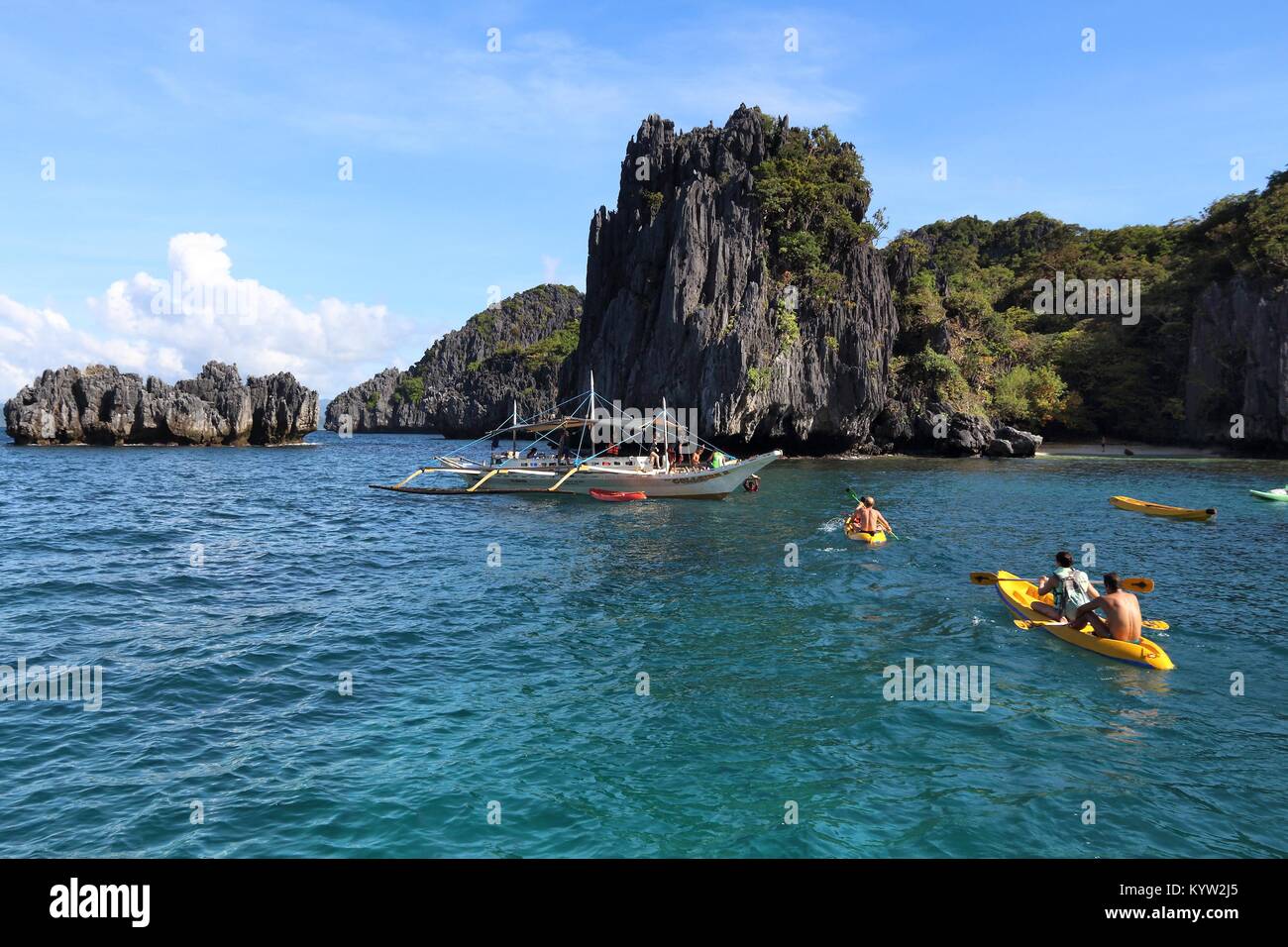 PALAWAN, PHILIPPINES - DECEMBER 1, 2017: People enjoy island hopping ...