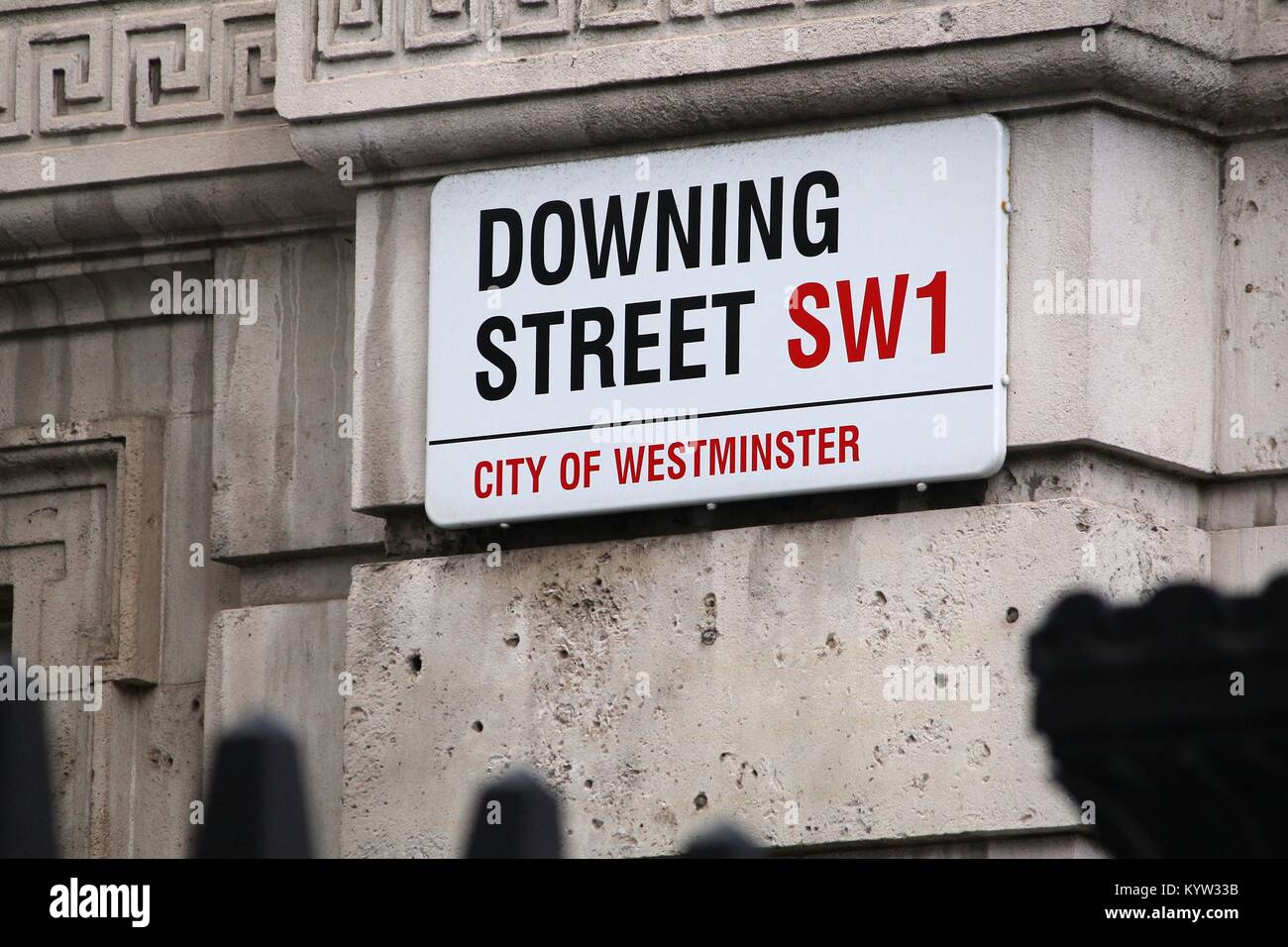 London uk 10 downing street hi-res stock photography and images - Alamy