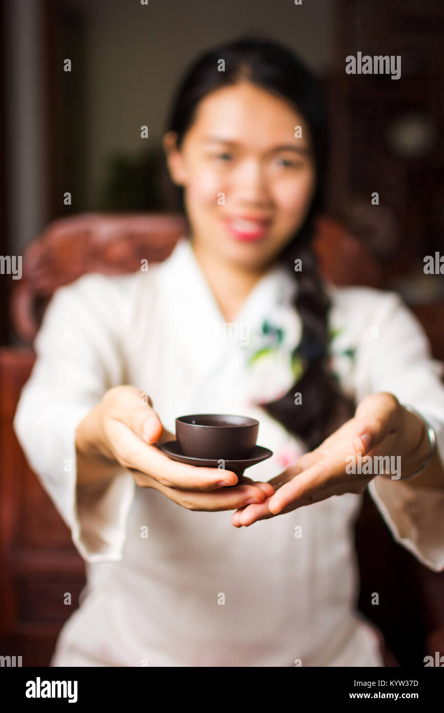 Woman guest for tea hi-res stock photography and images - Alamy