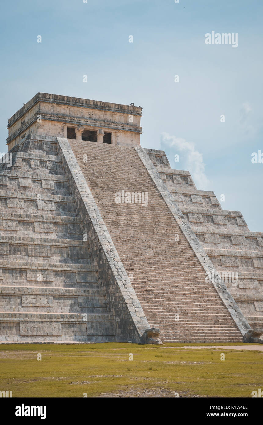 Pyramid of Chichen Itza, Mayan civilization one of the most visited ...