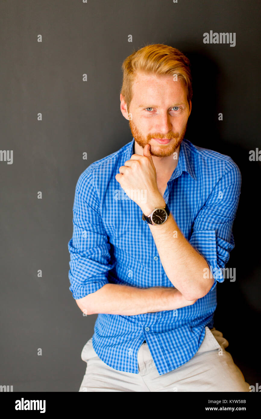 Portrait young ginger man looking hi-res stock photography and images ...