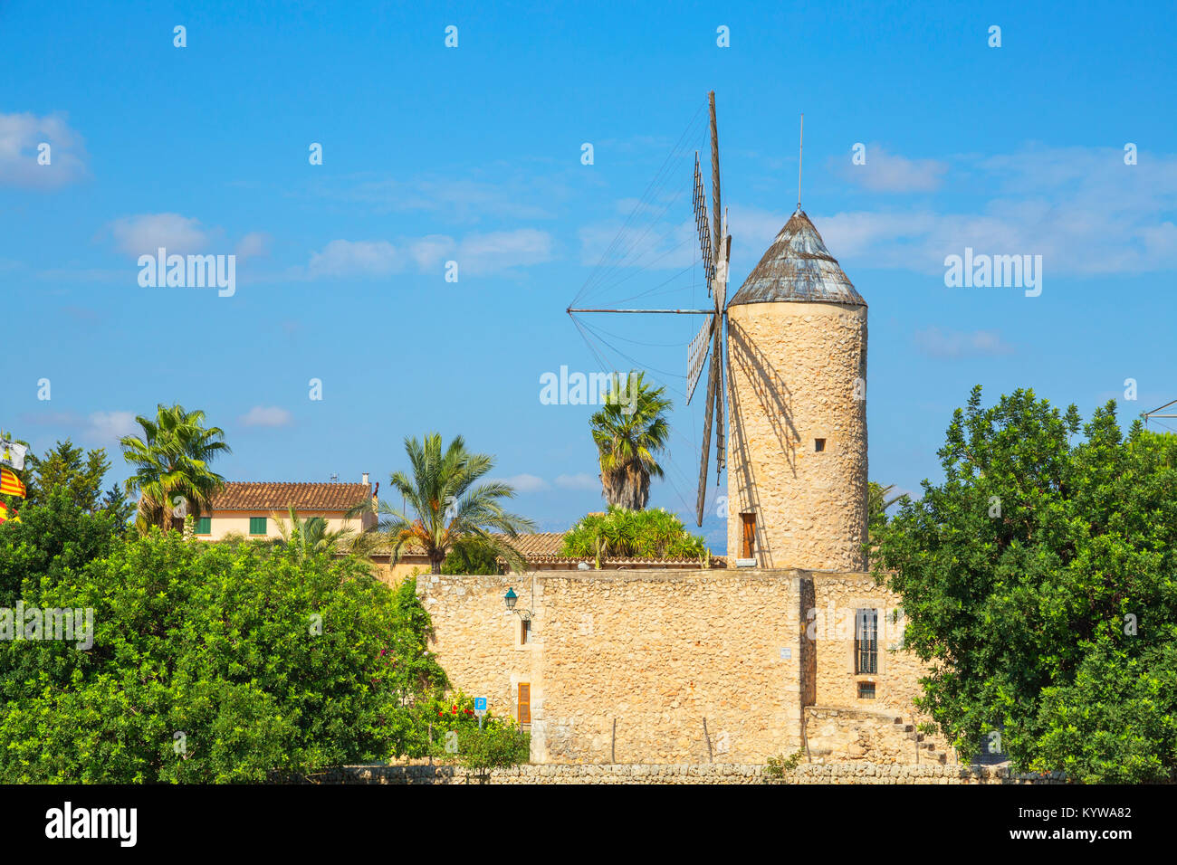 Historic Windmills High Resolution Stock Photography and Images - Alamy