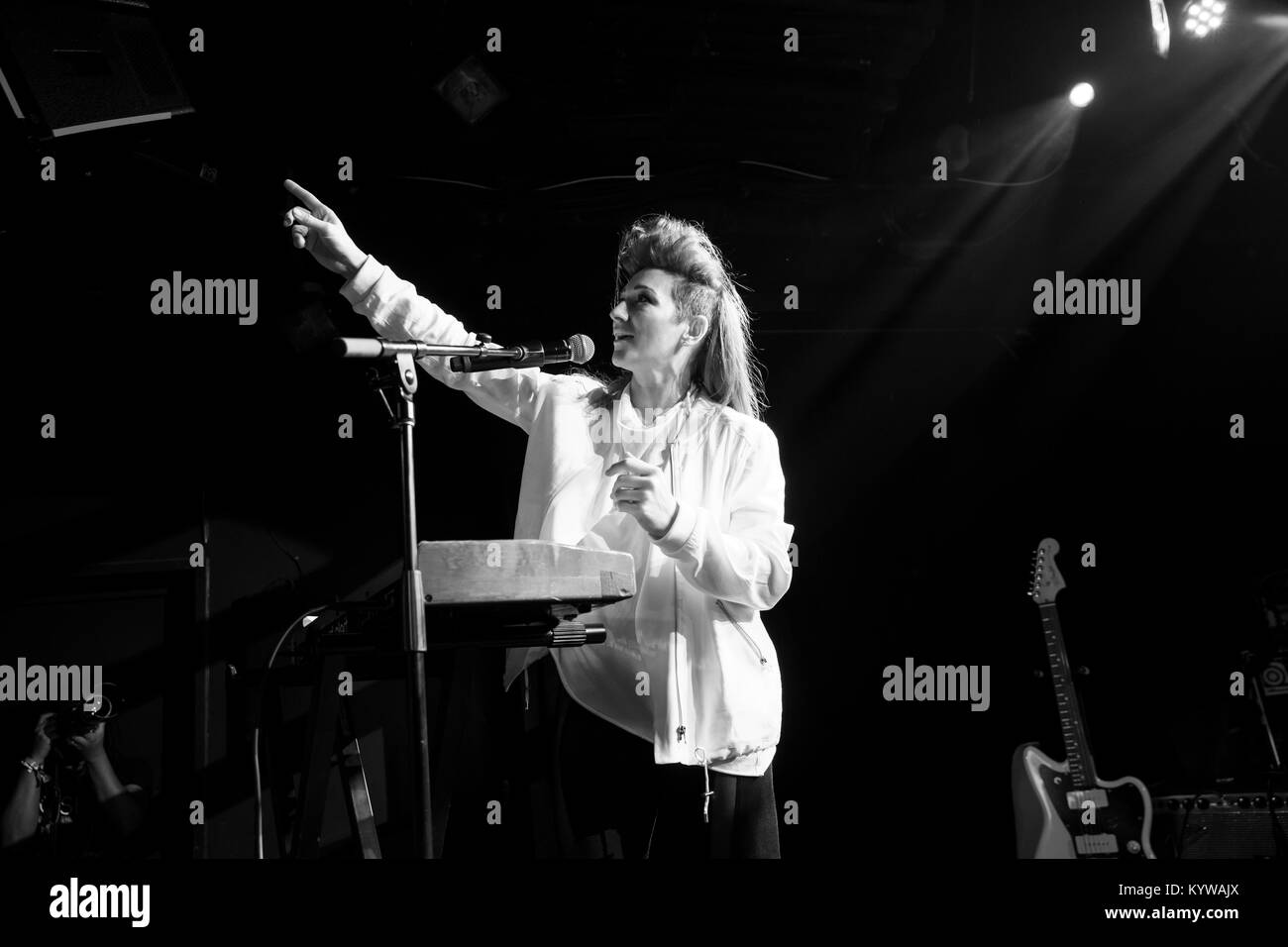 Shara Black and White Stock Photos & Images - Alamy