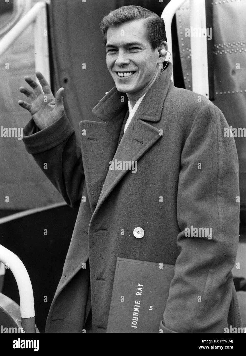 JOHNNIE RAY (1927-1990) American pop singer in 1954 Stock Photo - Alamy