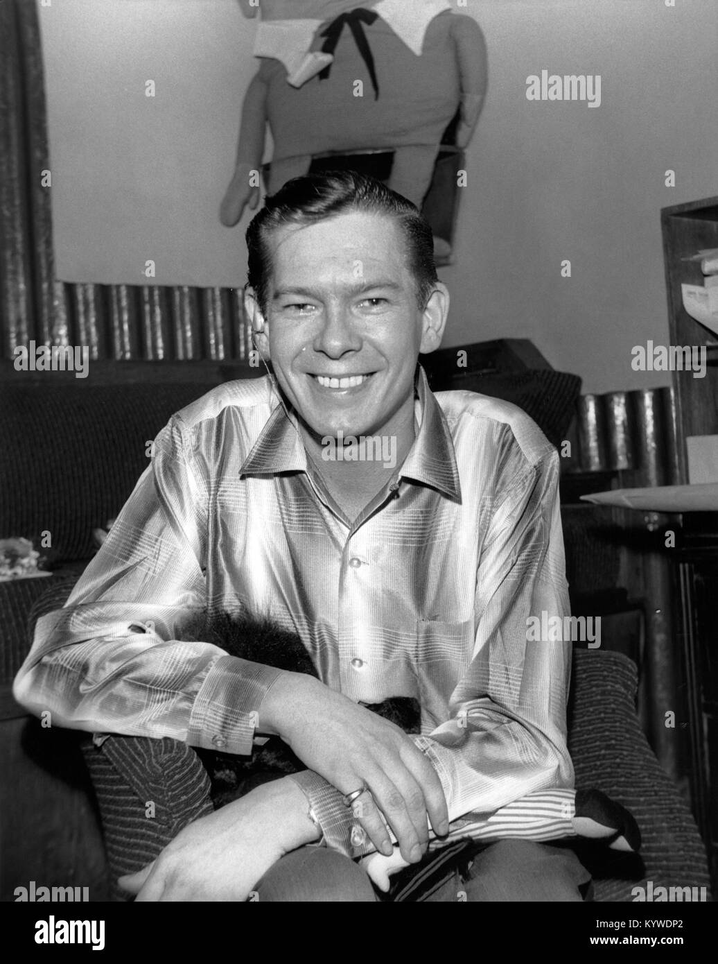 JOHNNIE RAY (1927-1990) American pop singer in 1957 Stock Photo - Alamy