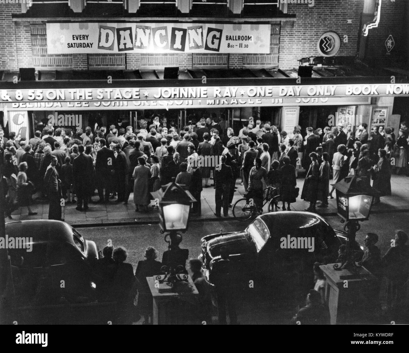 JOHNNIE RAY (1927-1990) American pop singer at the London Palladium in ...