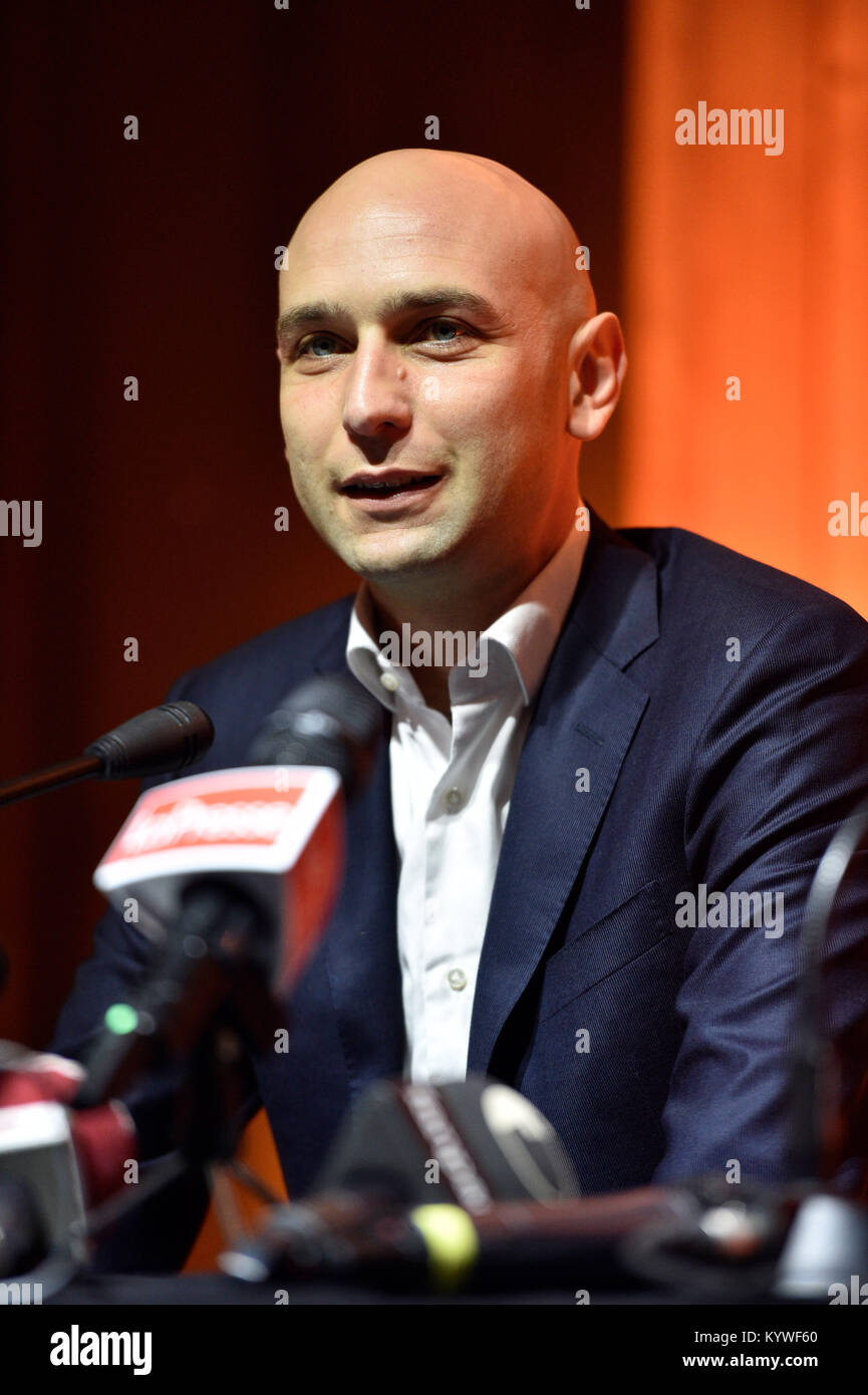 Amministratore hi-res stock photography and images - Alamy