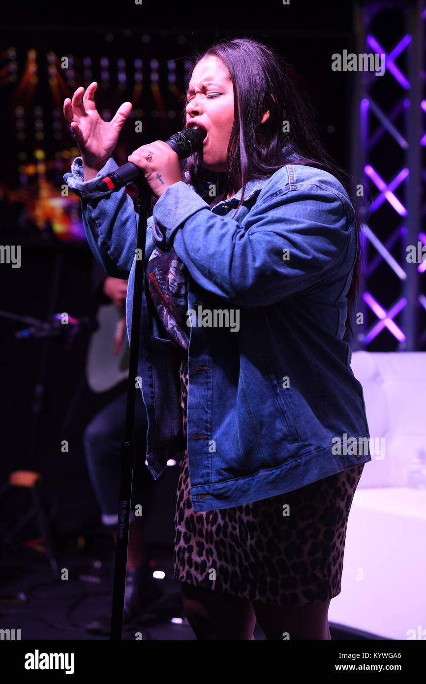 Brooke simpson hi-res stock photography and images - Alamy