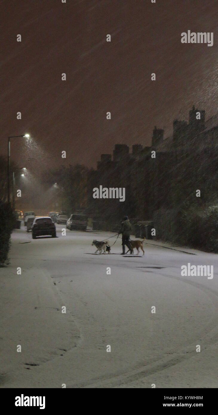 Snow edinburgh 2018 hi-res stock photography and images - Alamy