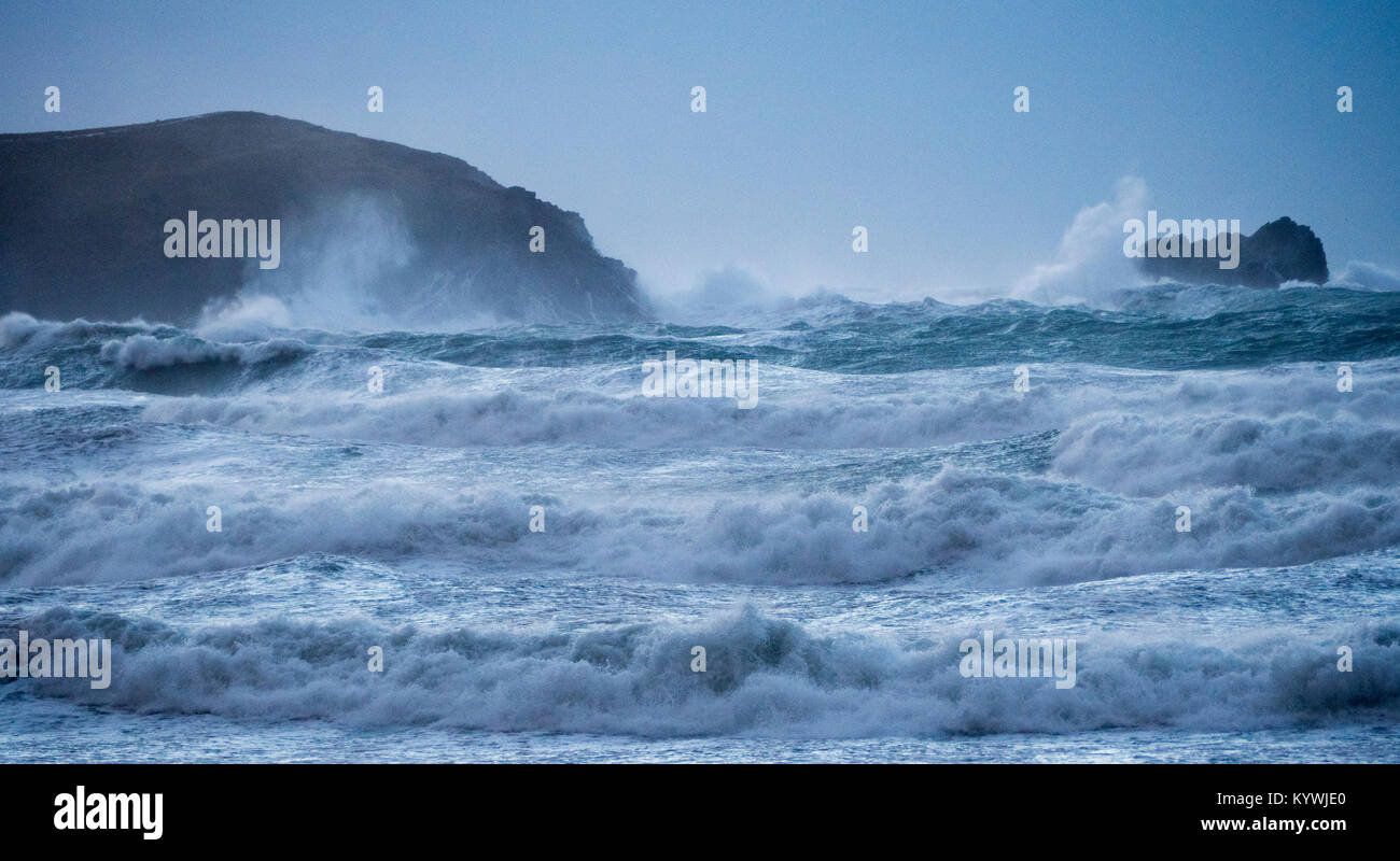 Gull rock pentire headland newquay hi-res stock photography and images ...