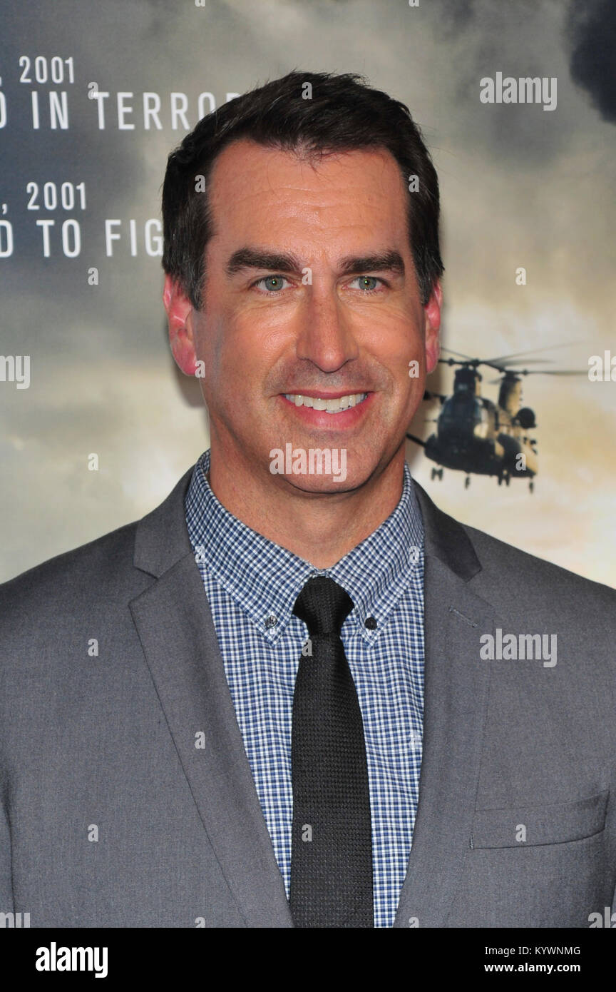 Rob riggle 12 strong hi-res stock photography and images - Alamy