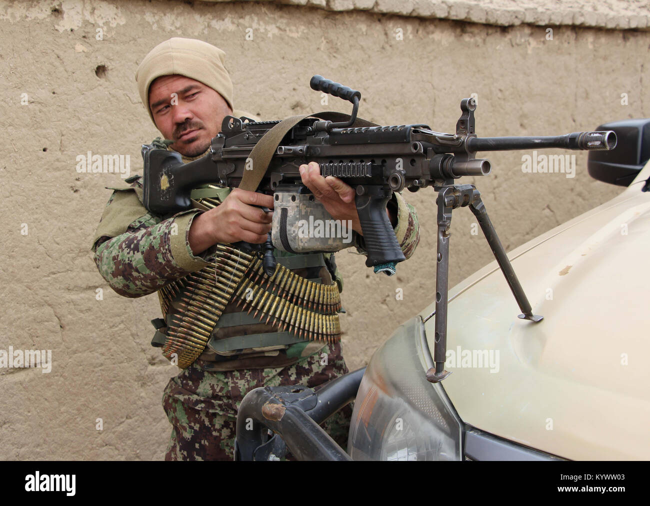 Kunduz, Afghanistan. 16th Jan, 2018. An Afghan security force member ...