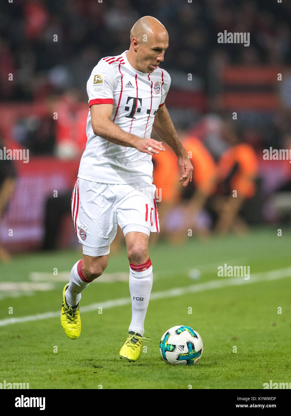 Bayern Munich's Arjen Robben in action during the German Bundesliga ...