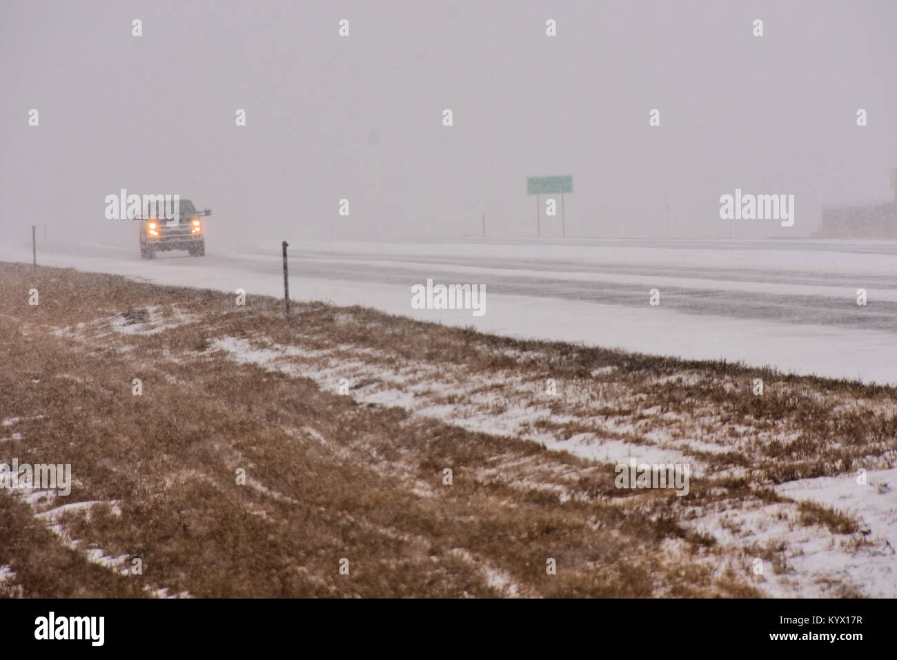 Slippery roadways hi-res stock photography and images - Alamy