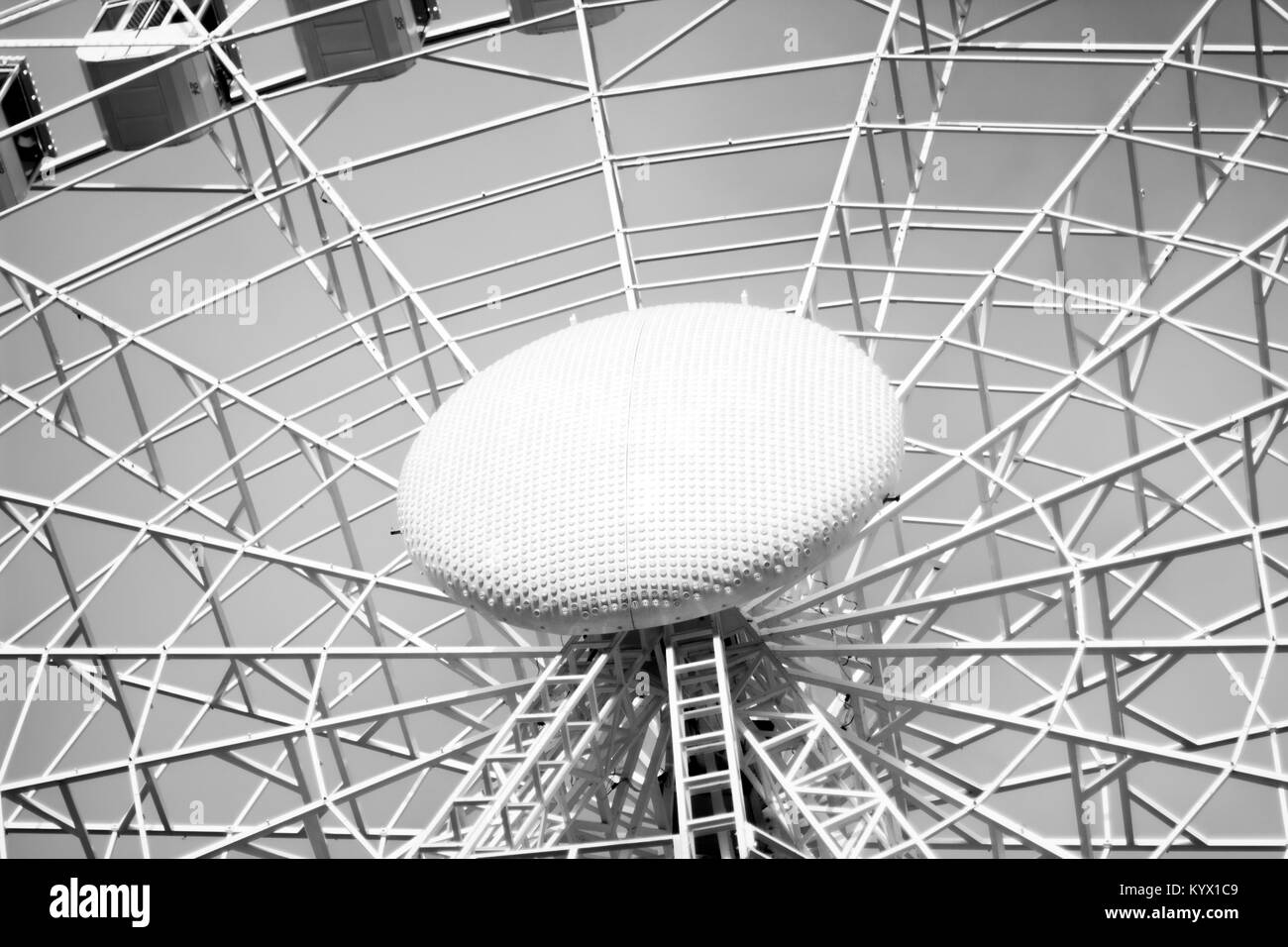 Big weel hi-res stock photography and images - Alamy