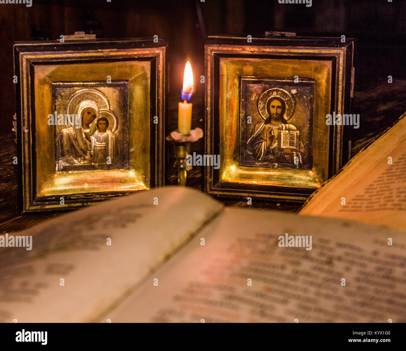 Jesus christ bible iconography hi-res stock photography and images - Alamy