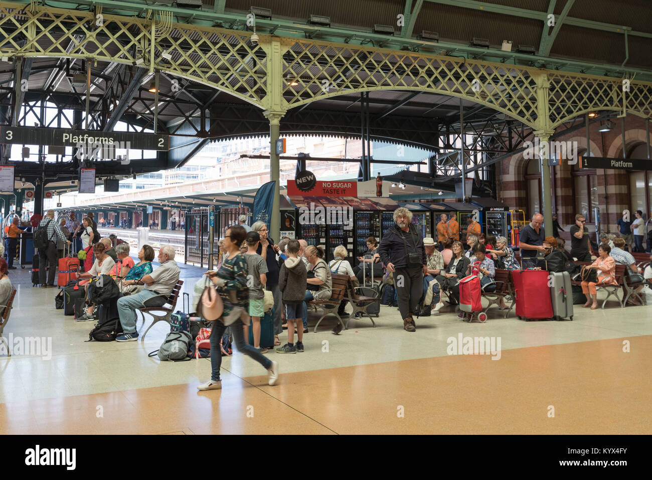 People waiting for train on platform, Central Station, Sydney, NSW ...